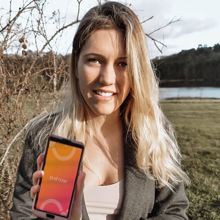 Laura GAGER (Lebow and Sokolow LLP) - Viadeo