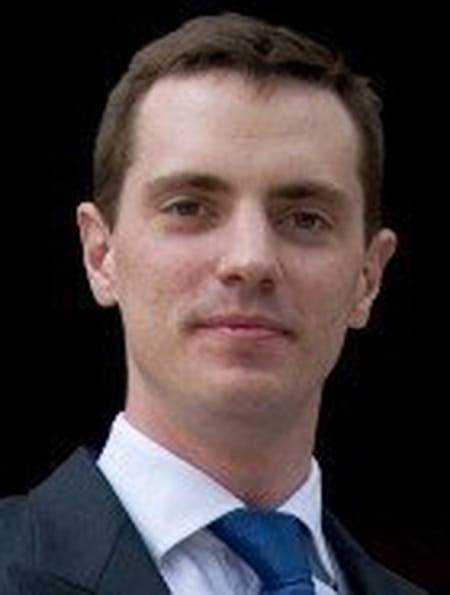 Adrien BILLOT Airbus SAS Viadeo